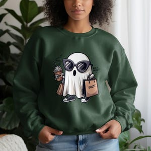 Busy Mom Ghost PNG: Funny Halloween Spooky Season Tee - Etsy