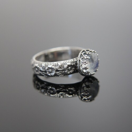 Daisy Chain Ring Sterling Silver. Feminine Floral Patterned - Etsy