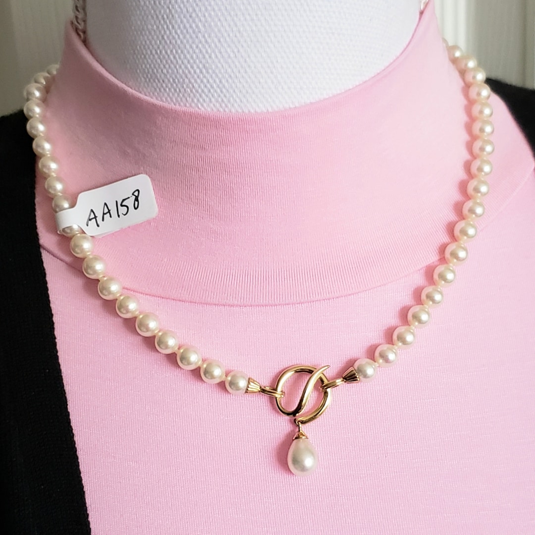 Vintage Majorica Pearl Necklace, White Glass Faux Pearls Knotted String ...