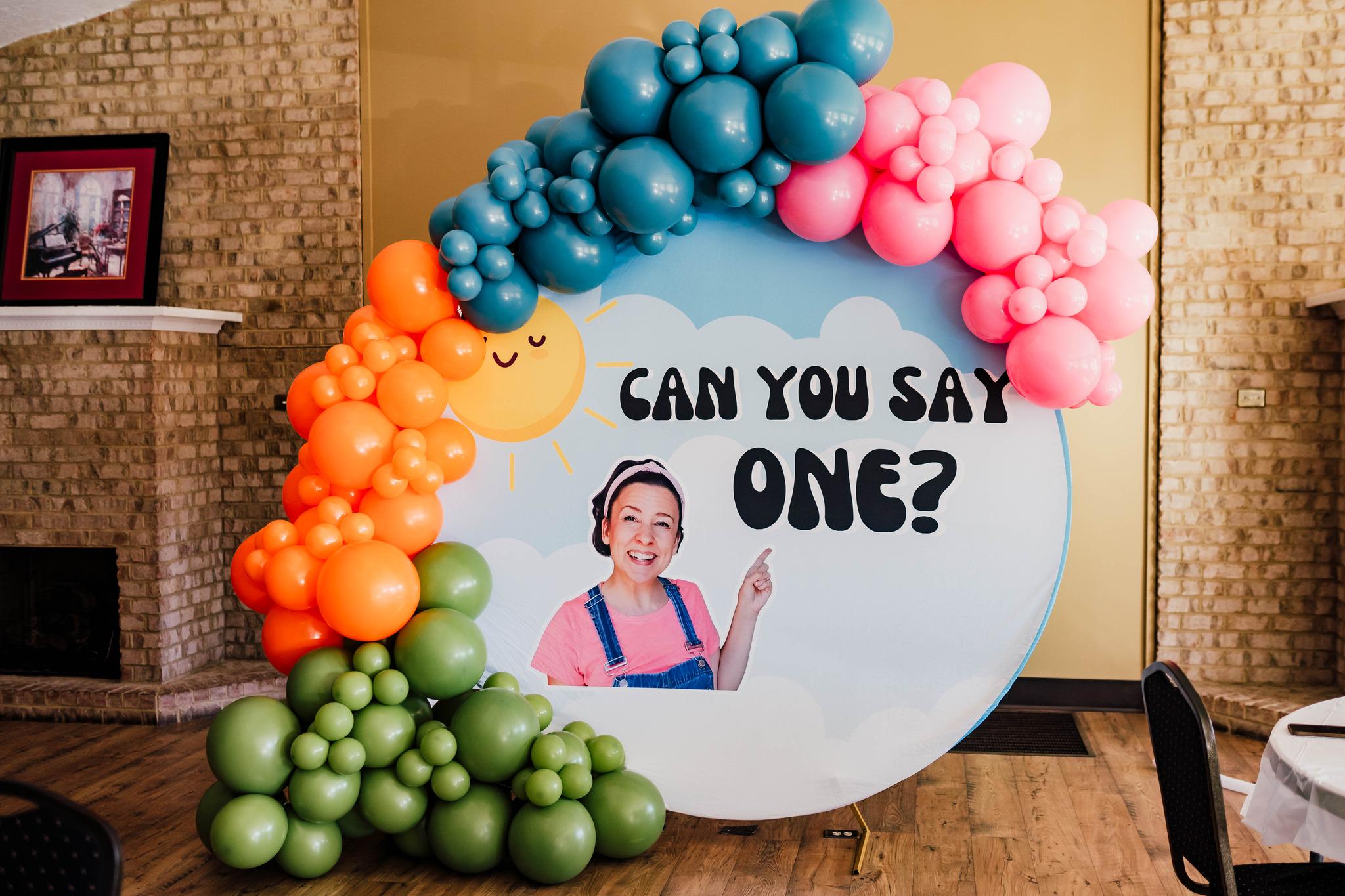 Ms Rachel Round Backdrop Design | Can You Say ONE? Background | Mrs ...