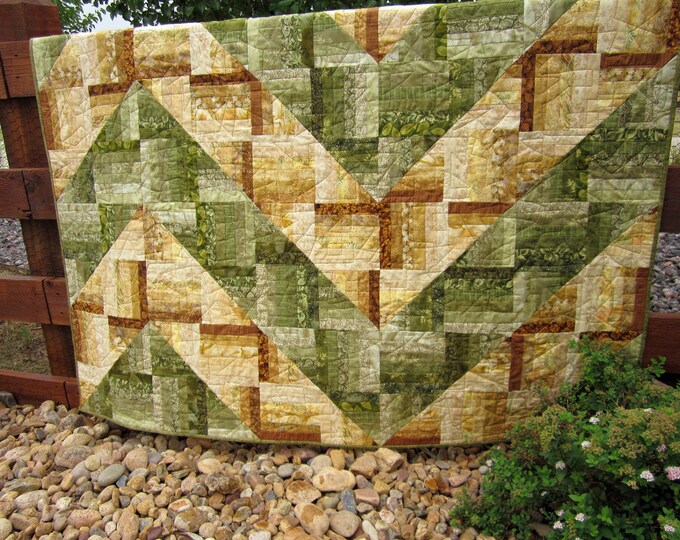 Handmade Quilt Green to Gold, Wall Quilt, Patchwork Quilt, Lap Quilt - Etsy