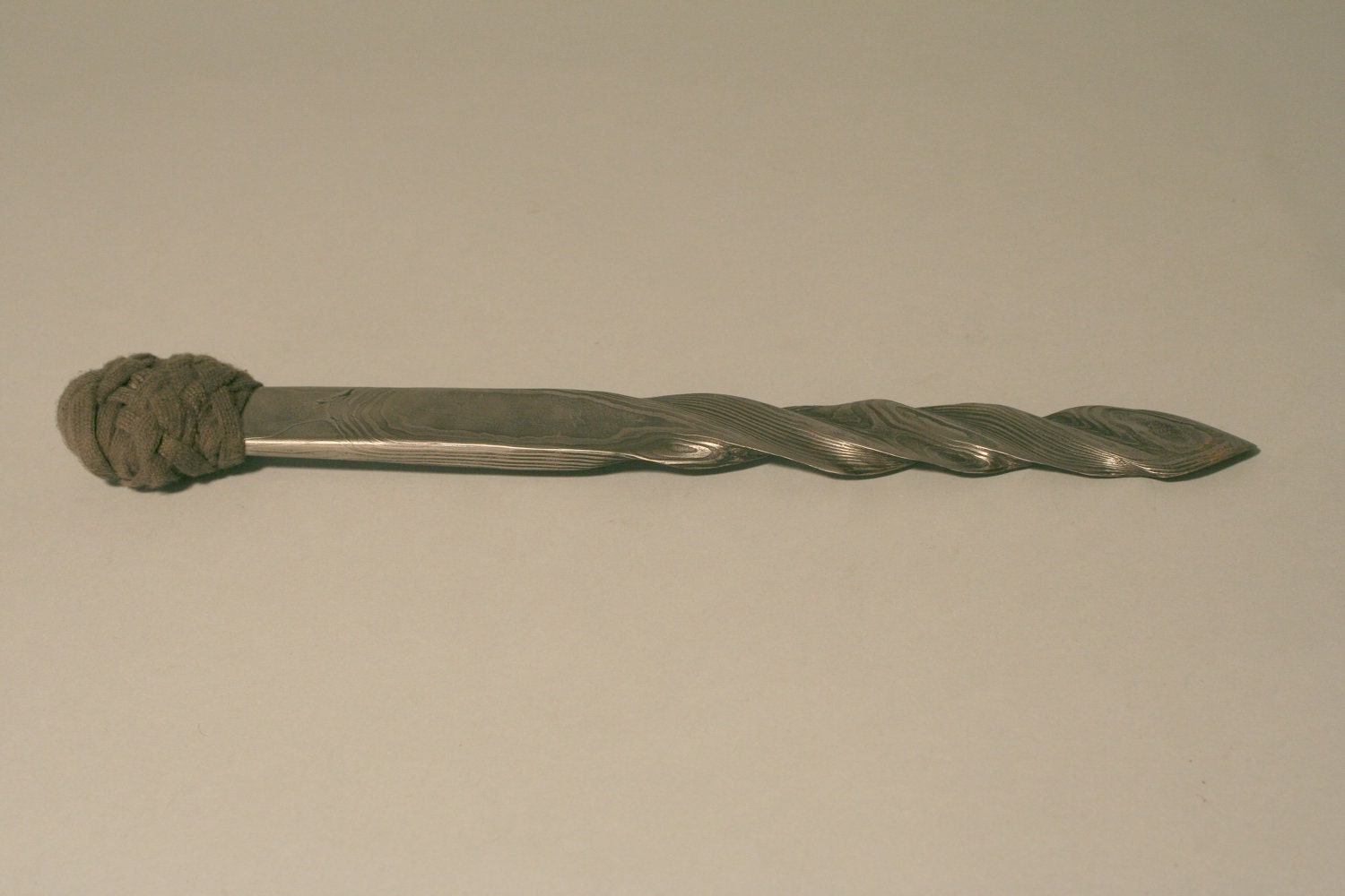 360 Twist Dagger - Etsy