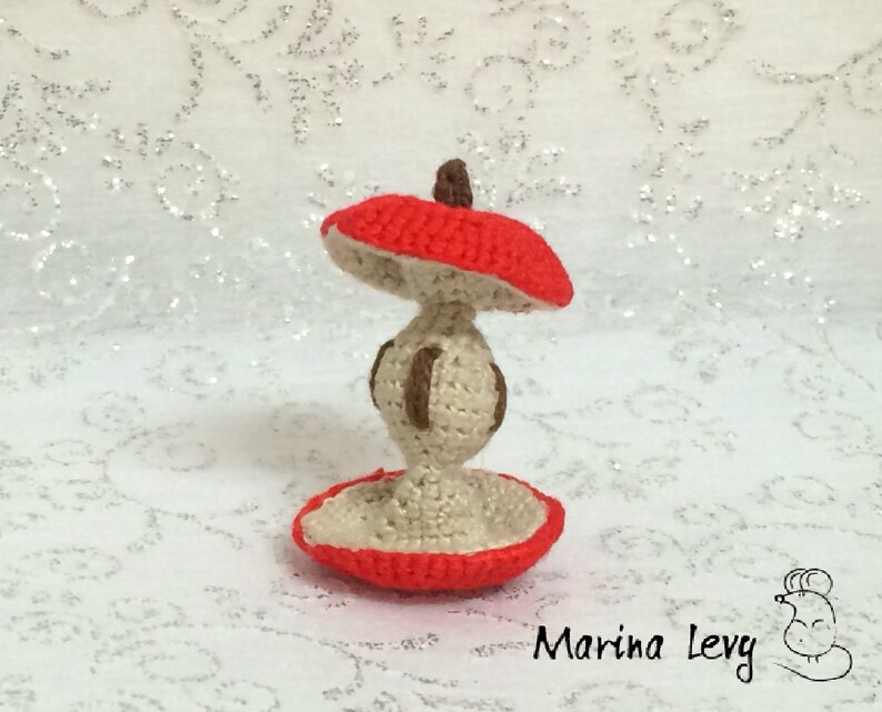 Crocheted Apple Core – Pattern/tutorial for Crocheted Amigurumi - Etsy
