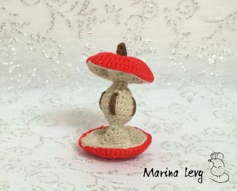 Crocheted Apple Core – Pattern/tutorial for Crocheted Amigurumi - Etsy