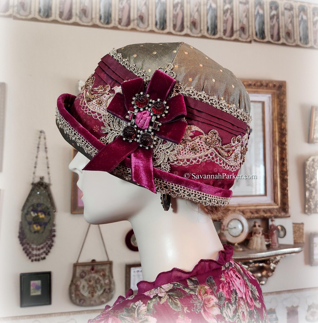 Exquisite Vintage Style 1920s Ruby Red Antique Silks - Metallic Trims - Romantic Gatsby Deco ...