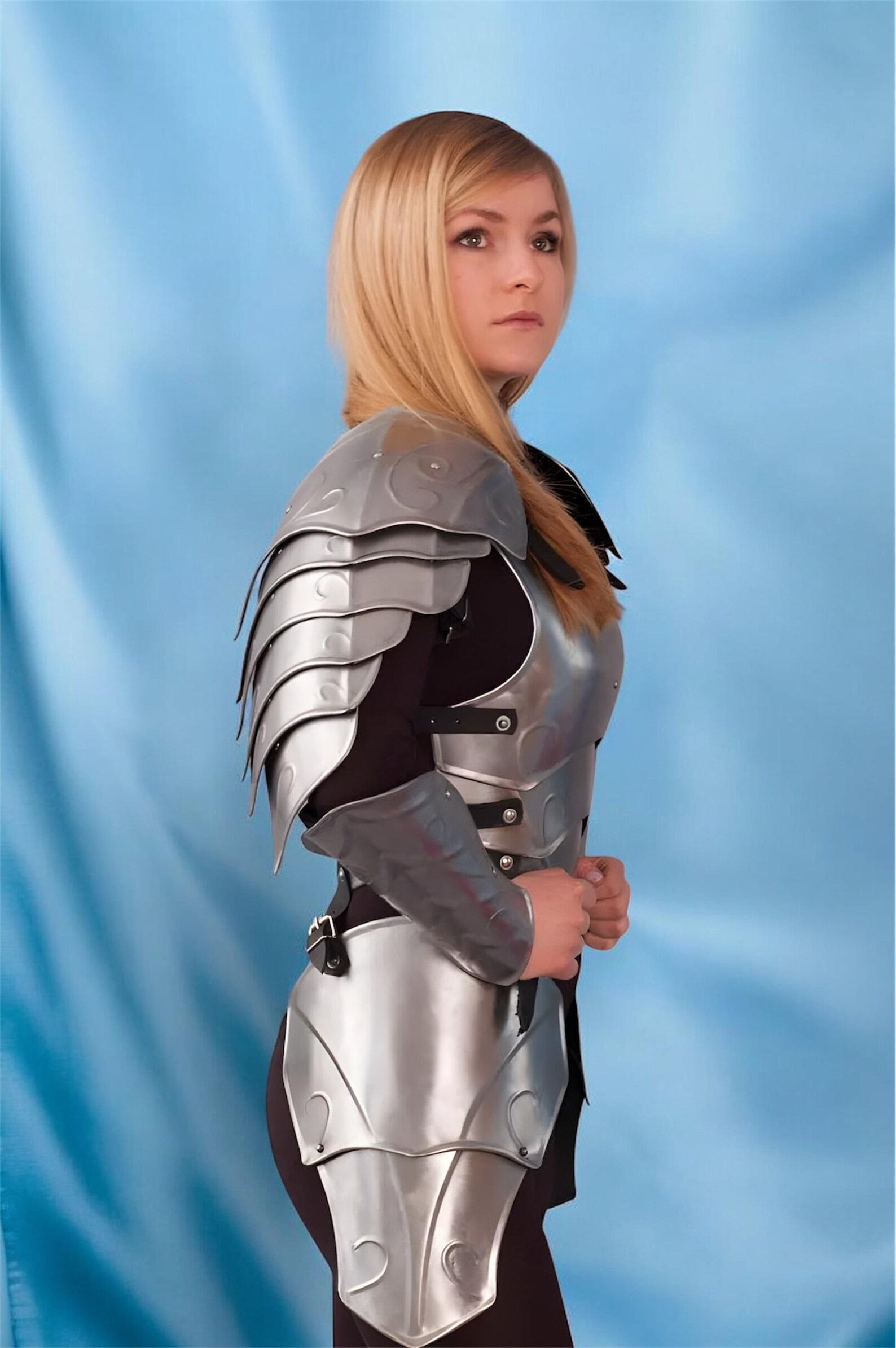 Elven Queen Full Body Armor | Polished Steel Medieval Female Warrior ...