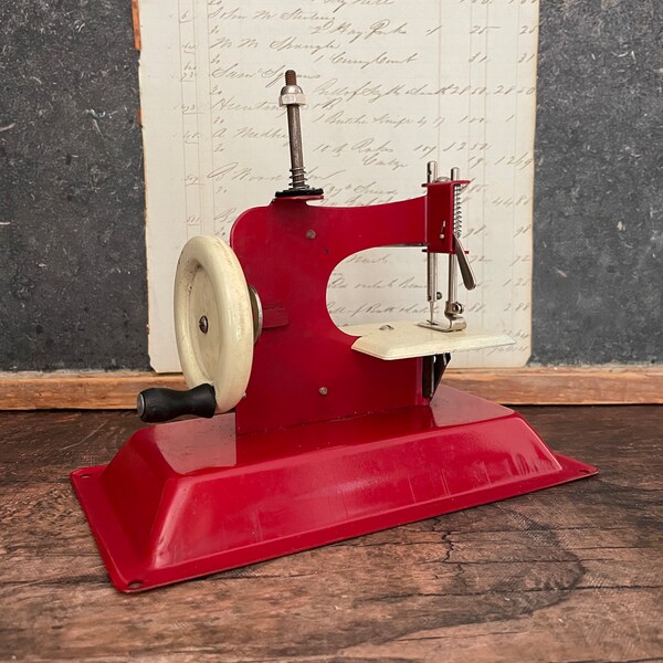Antique Toy Sewing Machine - Etsy