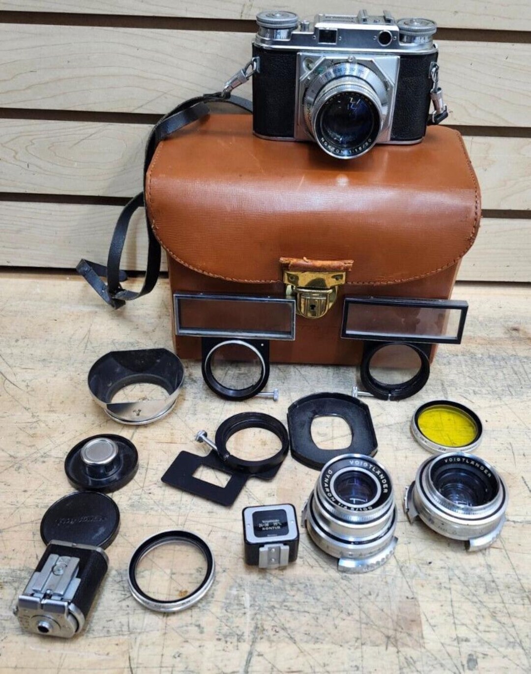 Voigtlander Prominent Camera With Nokton 1:1.5 /50 Lens W/ ACCESSORIES ...