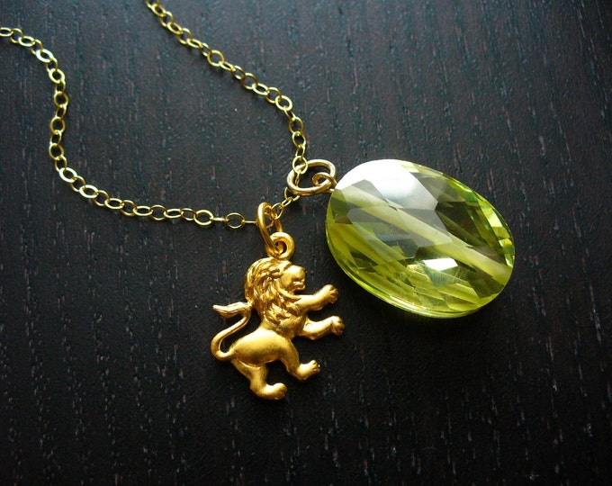 LEO Necklace Gold Lion and Peridot Green Pendant - Etsy