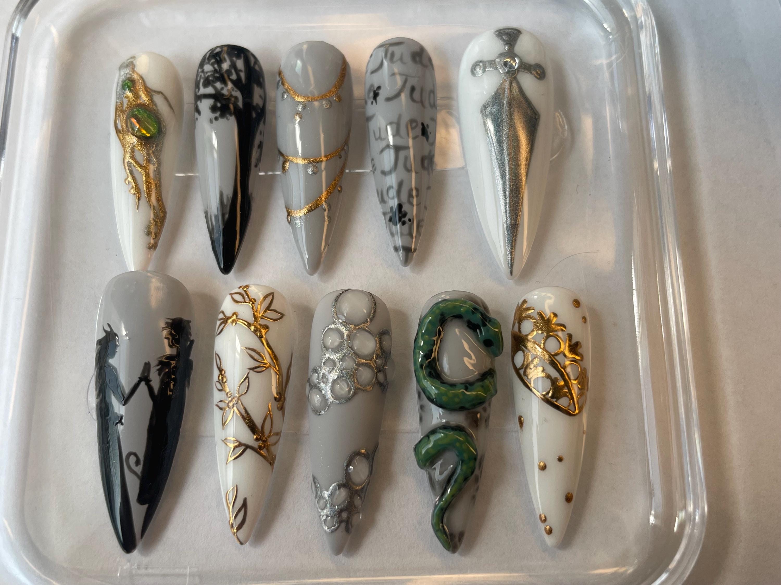 Cruel Prince Inspired Bookish Fantasy Nails - Etsy