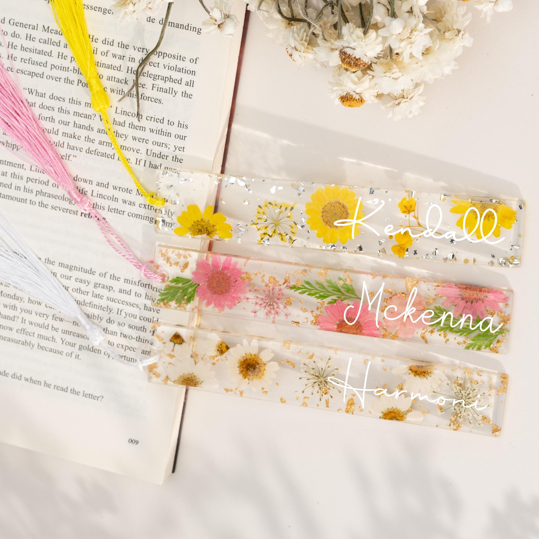 Daisy Wildflower Resin Bookmark, Birth Flower Resin Bookmark, Custom ...