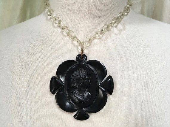 Antique Black Bakelite Cameo Pendant Necklace – Big E… - Gem