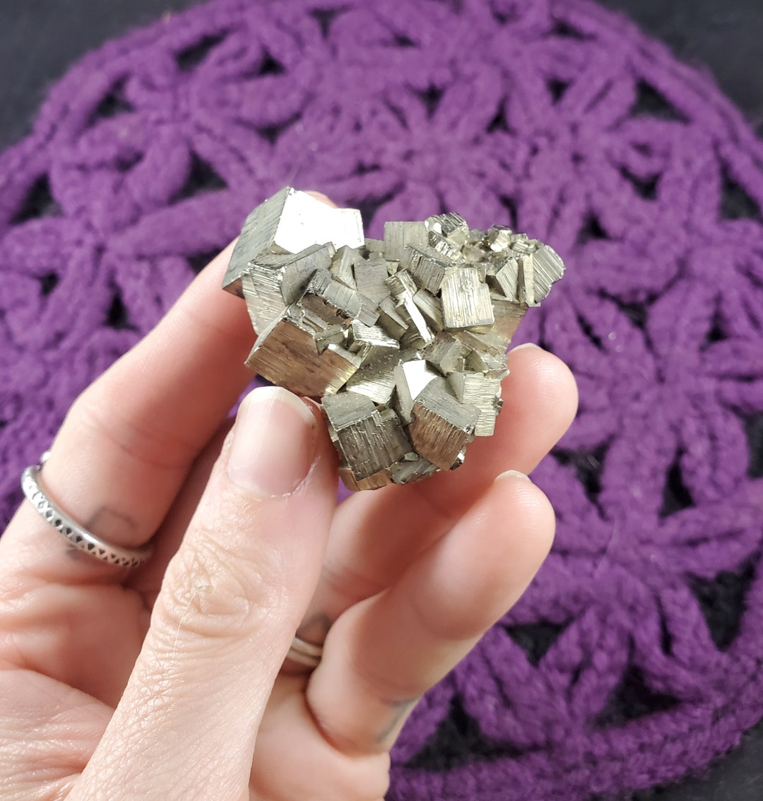 Pyrite Raw Stones Natural Cubic Crystals Shiny Fools Gold Pyrite Small ...