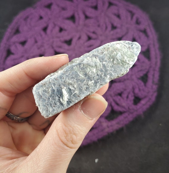 UV Reactive Ruby Sapphire Corundum in Blue Kyanite Blade - Etsy