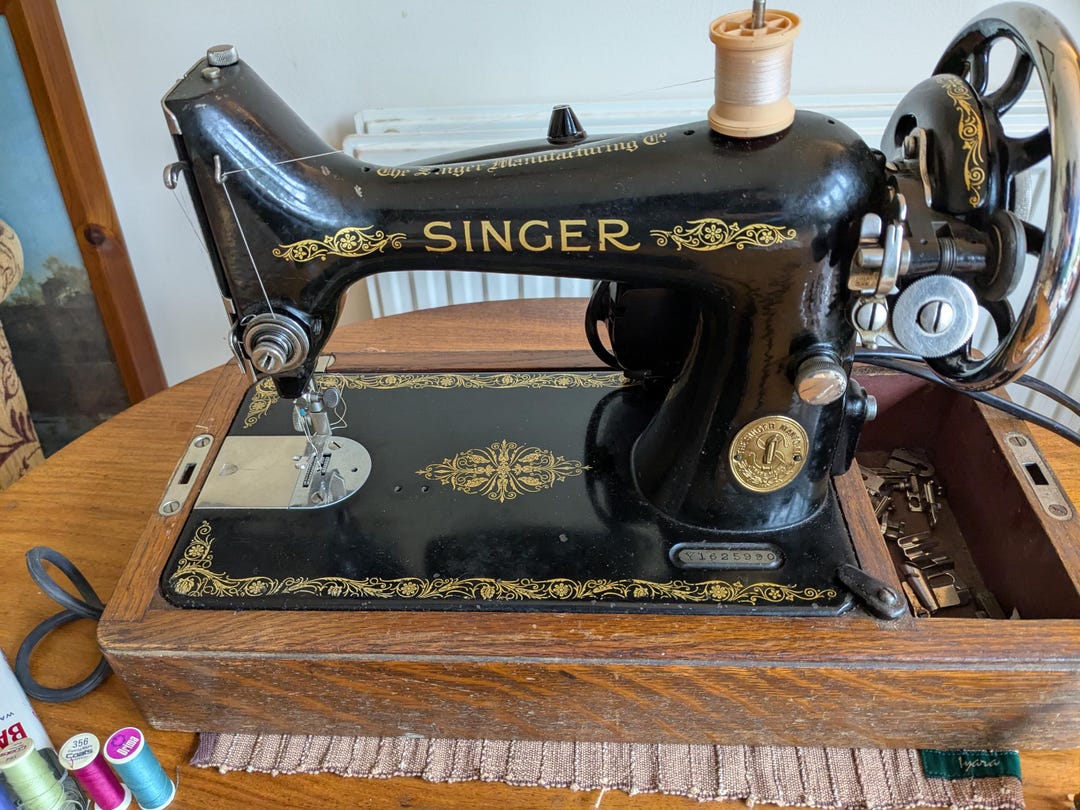 Vintage 1920's Singer Sewing Machine - Etsy