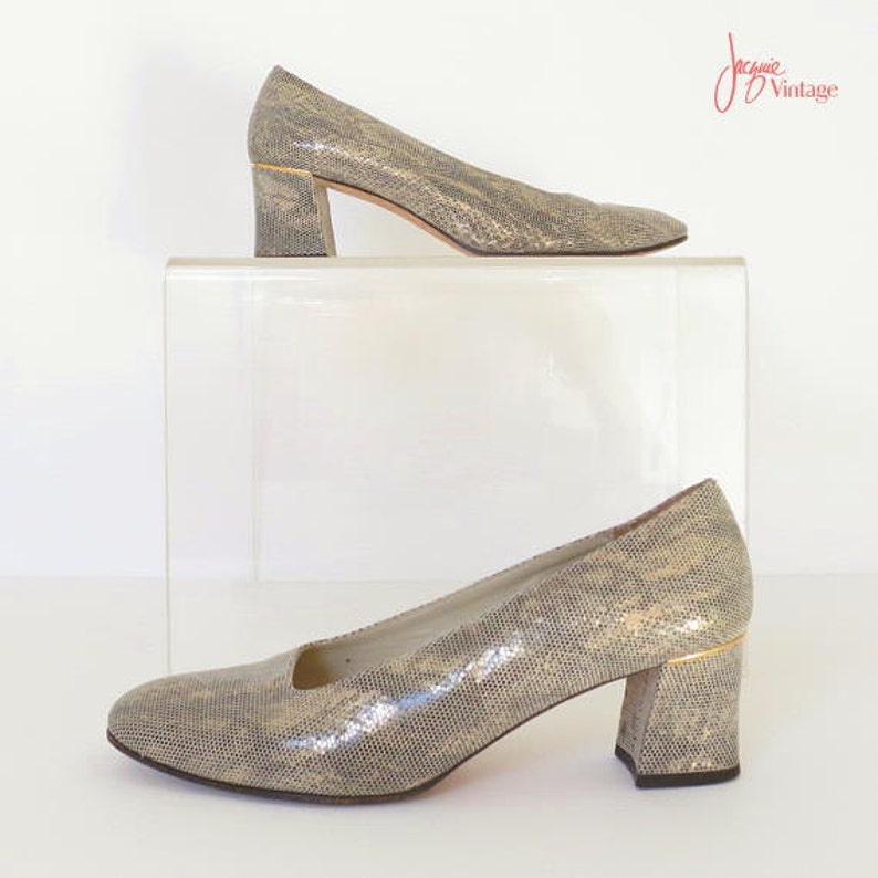 80s Pumps / 80s Low Chunky Heel Pumps / Taupe Gold Black Vintage 80s ...