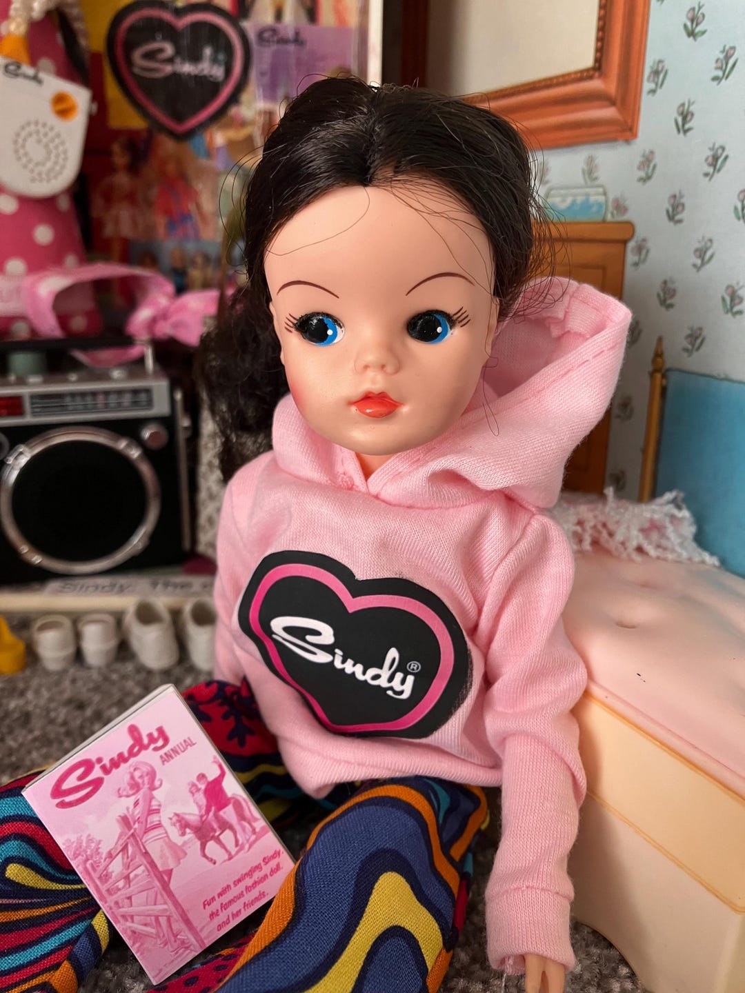 Pink Sindy Logo Hoodie - Etsy UK