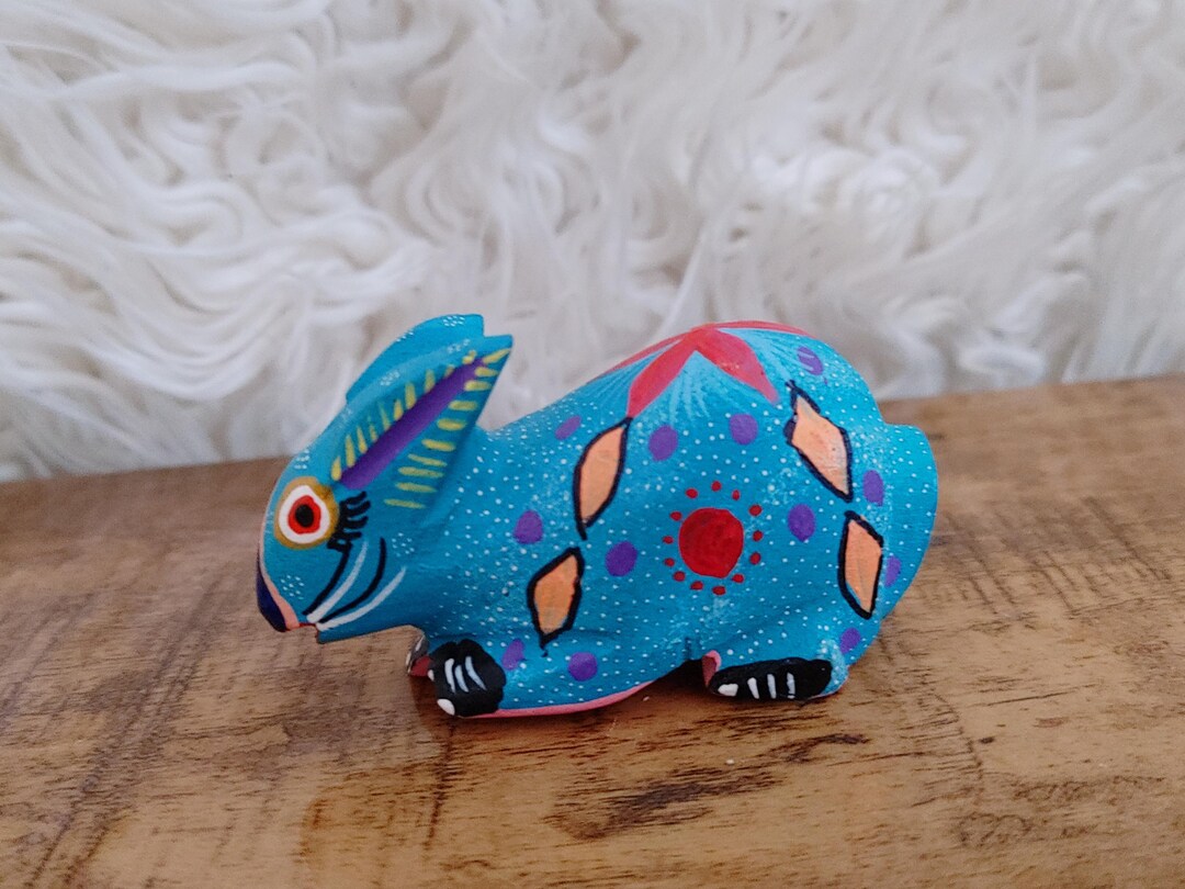 Hand Painted Mexican Rabbit Figurine Oaxacan Copal Wood Carving Roberta ...