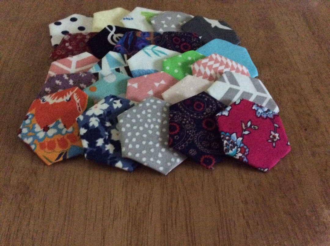 50 Ready Tacked Patchwork Hexagons 100% Quilting Cotton Assorted ...