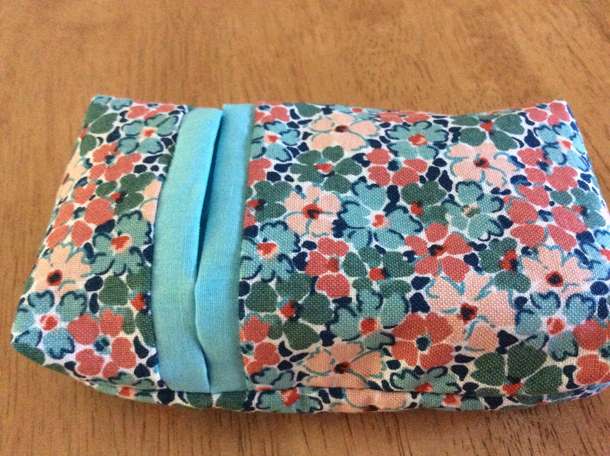 Handmade Fabric Cover for Pocket Pack Tissues Using Cath - Etsy UK
