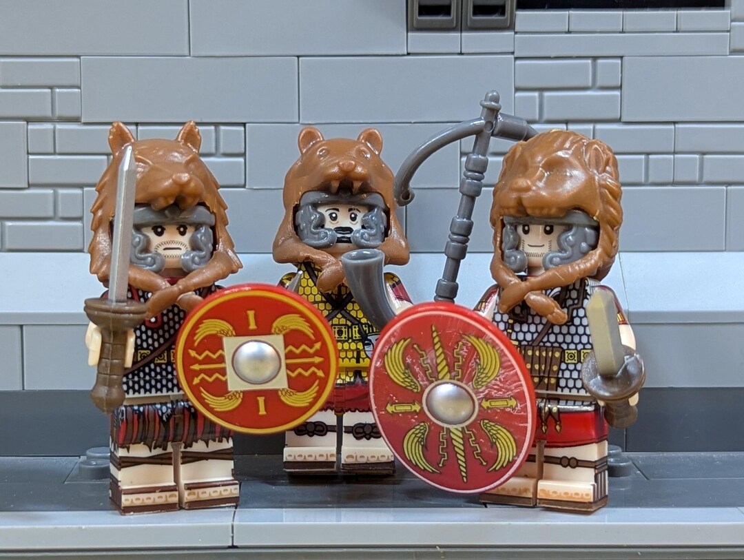 3 Roman With Wolf Helmet of Fig Set , Custom Roman Detailed Minifigures ...