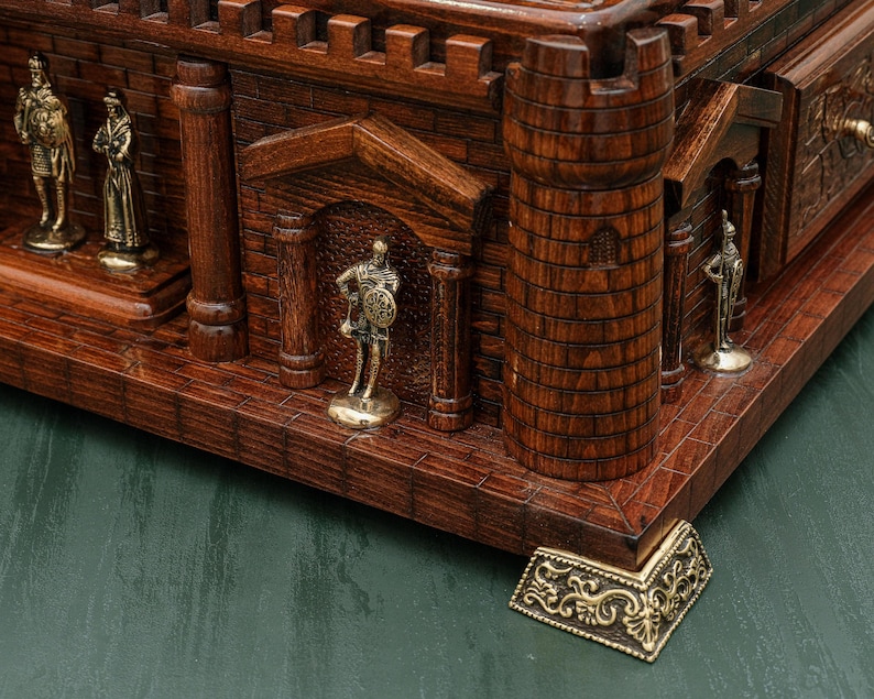 Luxury Chess Board Set With Crusearders Piecess.unique Chess Set.castle ...