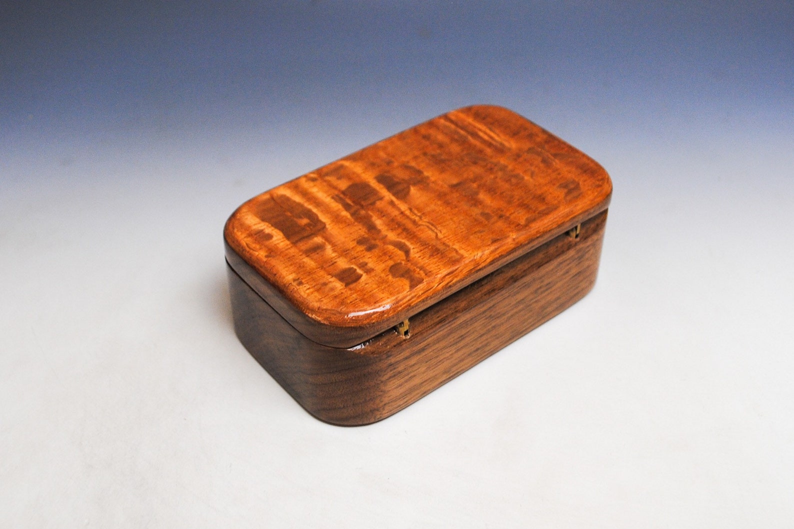 Wooden Trinket Box of Lacewood on Walnut Small Wood Jewelry - Etsy