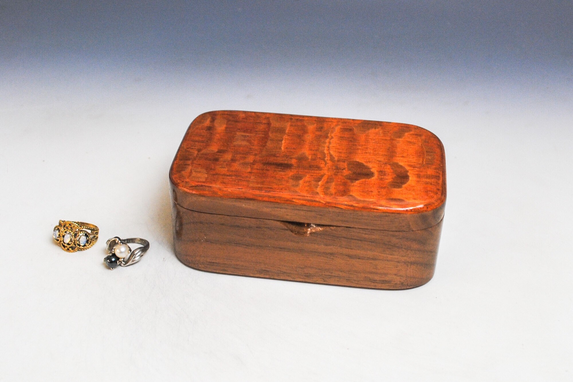 Wooden Trinket Box of Lacewood on Walnut Small Wood Jewelry | Etsy