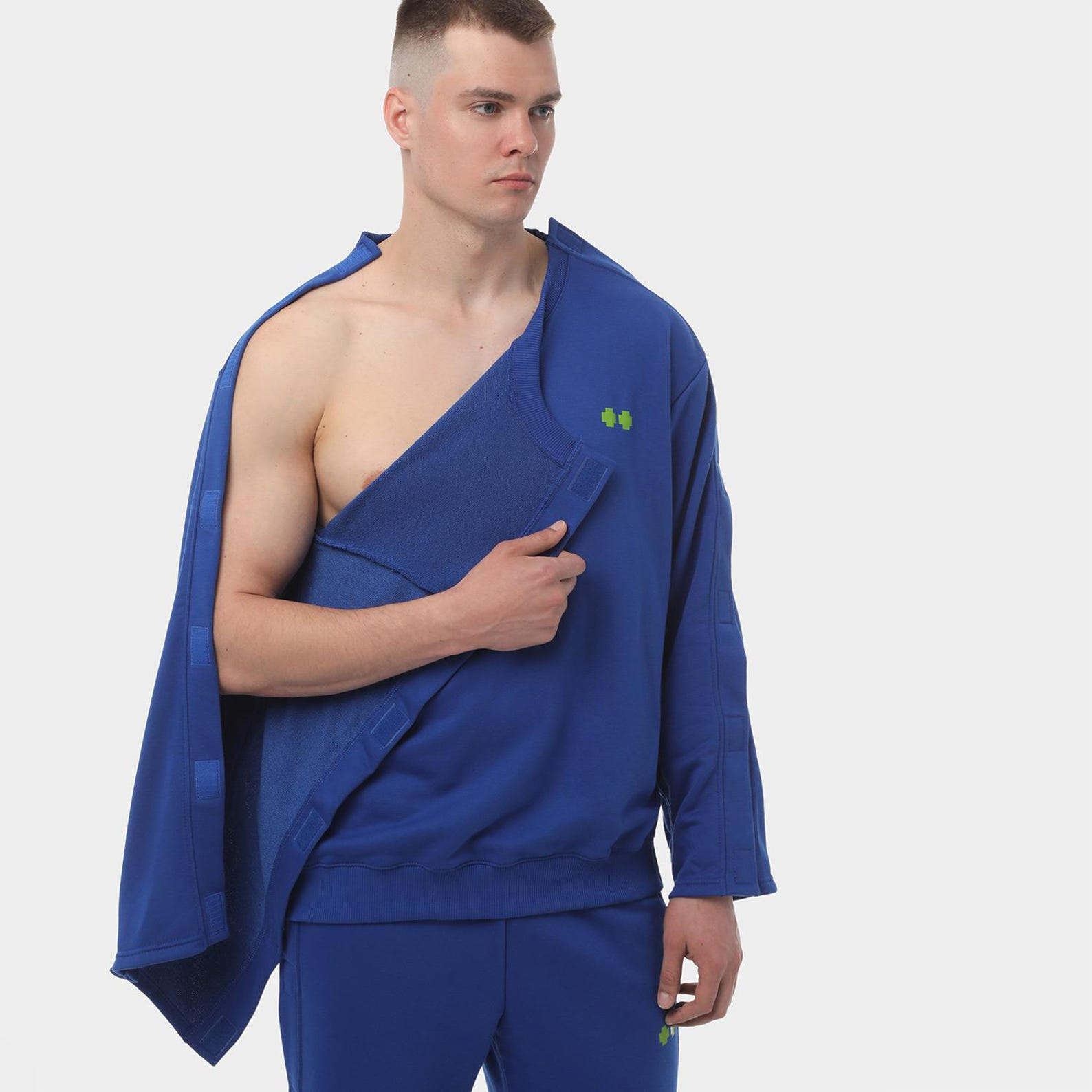 Men's Adaptive Tear-away Sweatshirt | Post-op Clothing, Physical ...