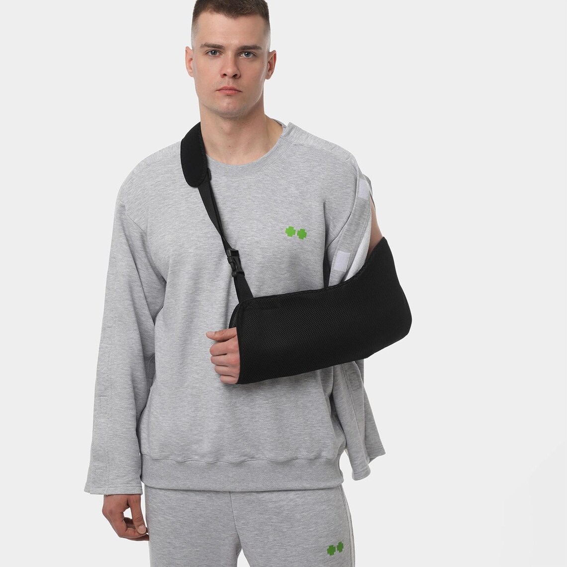 Men's Adaptive Tear-away Sweatshirt | Post-op Clothing, Physical ...