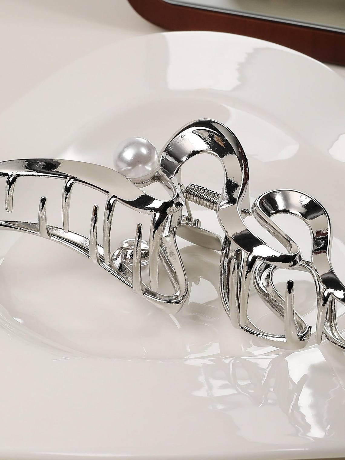 Structured Hair Claw for Thick Hair, Strong Hold Jaw Hair Clamps ...