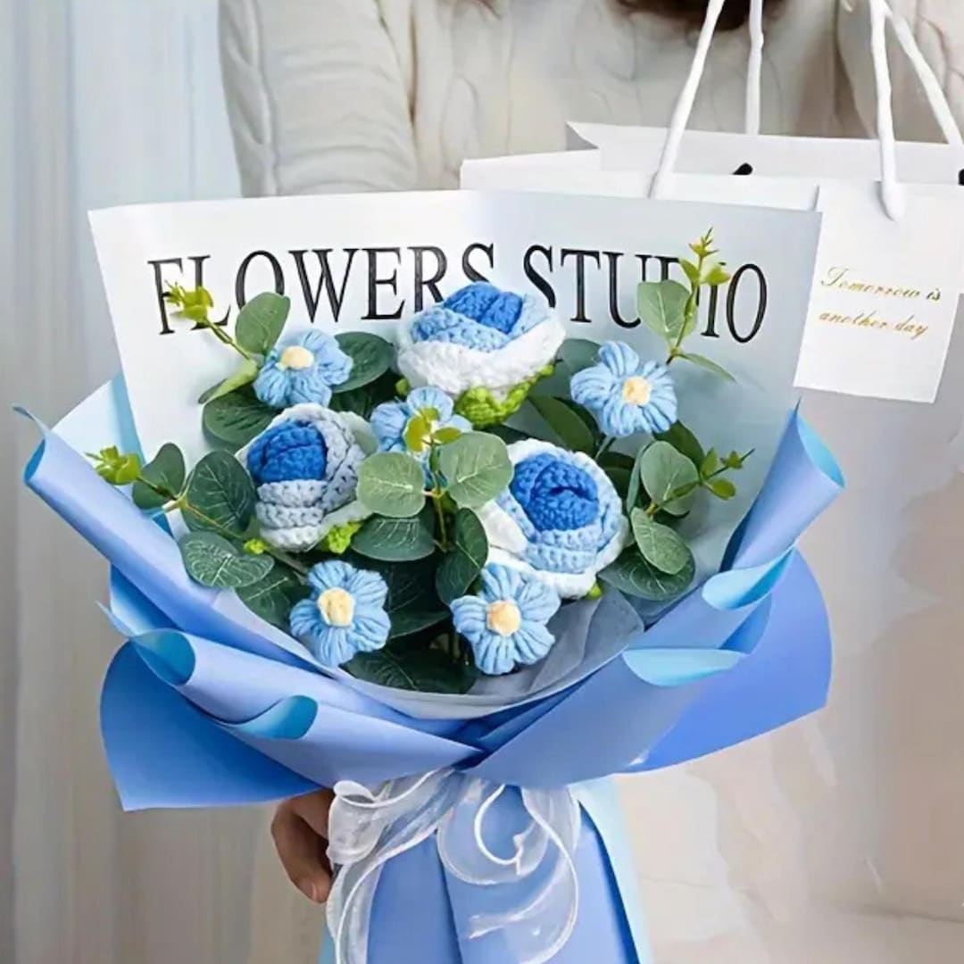 Blue Crochet Flower Bouquet of Roses, Crochet Personalized Heavenly ...