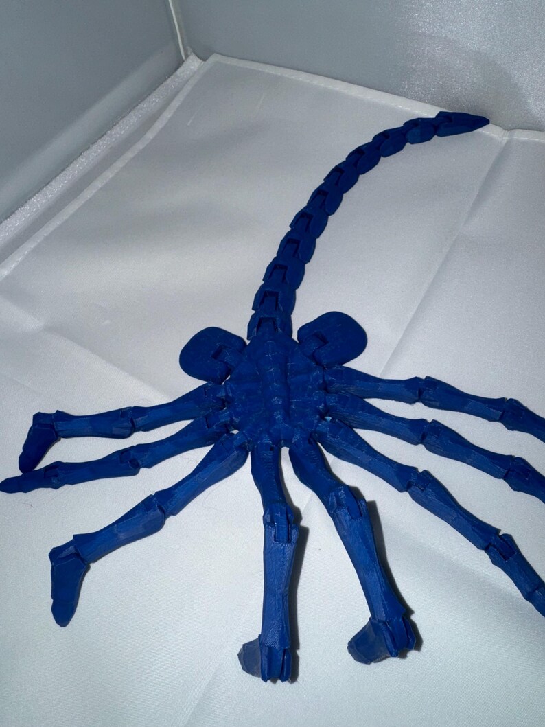 Poseable 3D Printed Facehugger - Alien Movie Prop - Etsy