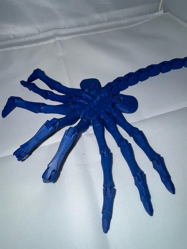 Poseable 3D Printed Facehugger - Alien Movie Prop - Etsy