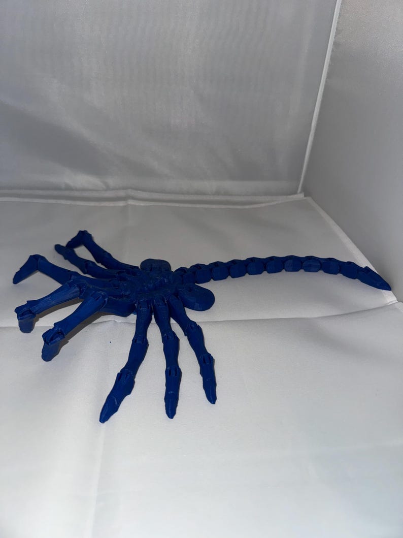 Poseable 3D Printed Facehugger - Alien Movie Prop - Etsy