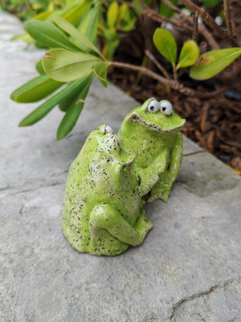Ceramic Frogs - Ceramic Frog - Ceramic Frog Figurines - Funny Ceramic ...