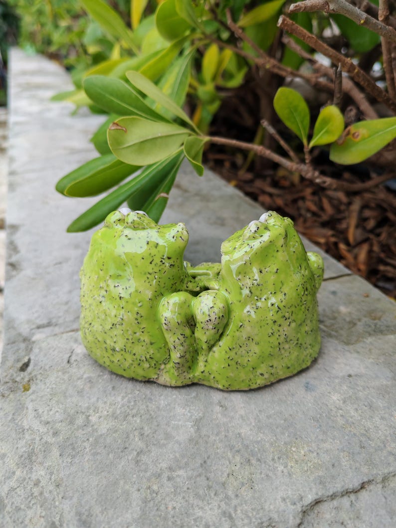 Ceramic Frogs - Ceramic Frog - Ceramic Frog Figurines - Funny Ceramic ...