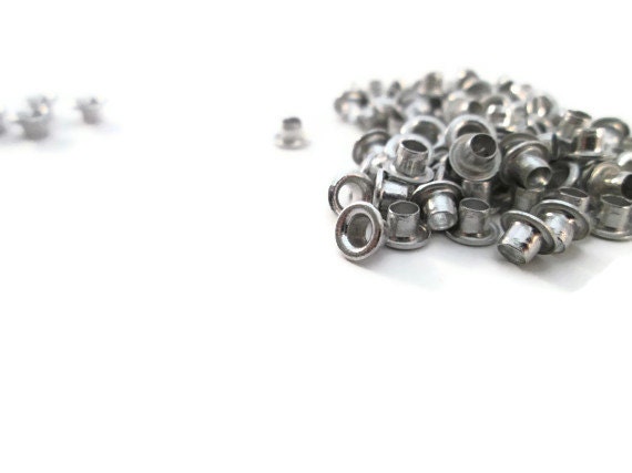 Silver Eyelets 1/8 Inch 200 Eyelets Silver Scrapbooking - Etsy