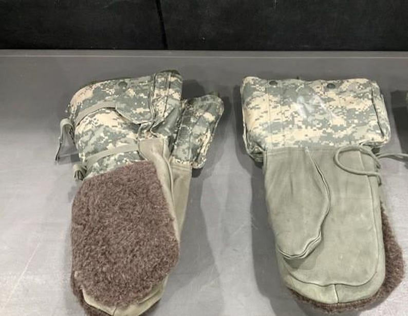 Genuine US Military Extreme Cold Weather Mittens. ACU Camouflage High ...