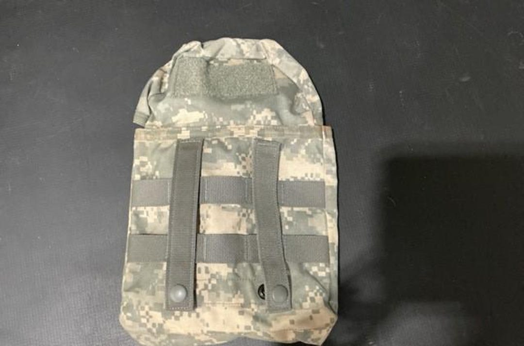 New Genuine USGI Military Side Plate Pouches. ACU Camouflage Durable ...