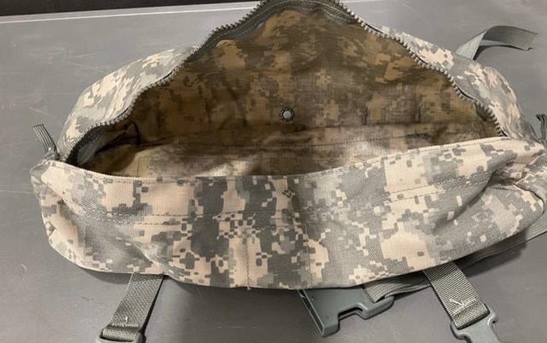 Genuine US Military Waist Pack. ACU Camouflage, Durable and Made in the ...