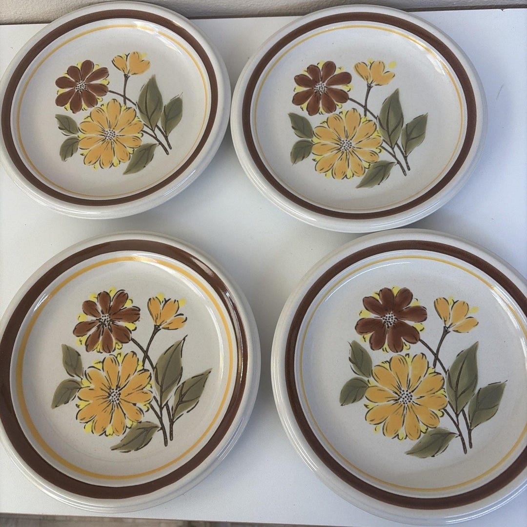 4 Deville Capri 300 7.5” Stoneware Salad Plates Floral Flower Pattern ...