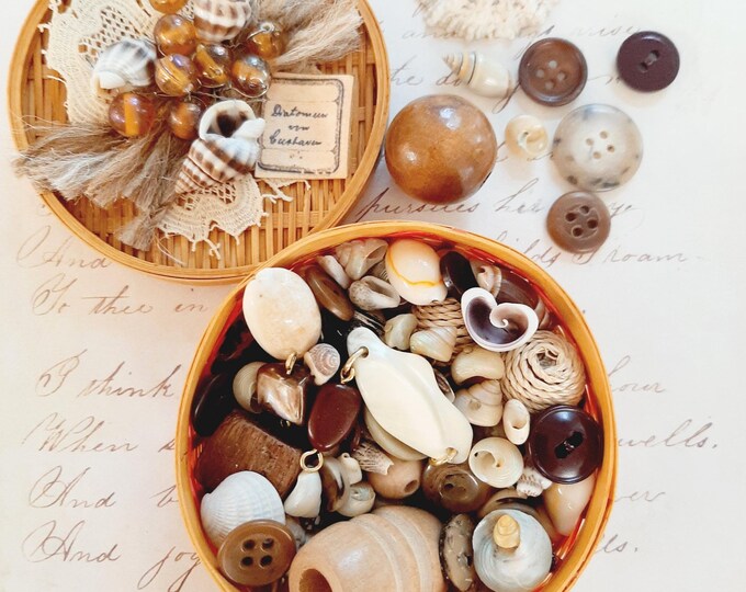 Pretty Round Trinket Box With Lid Charm Making Supplies Shells Wood ...
