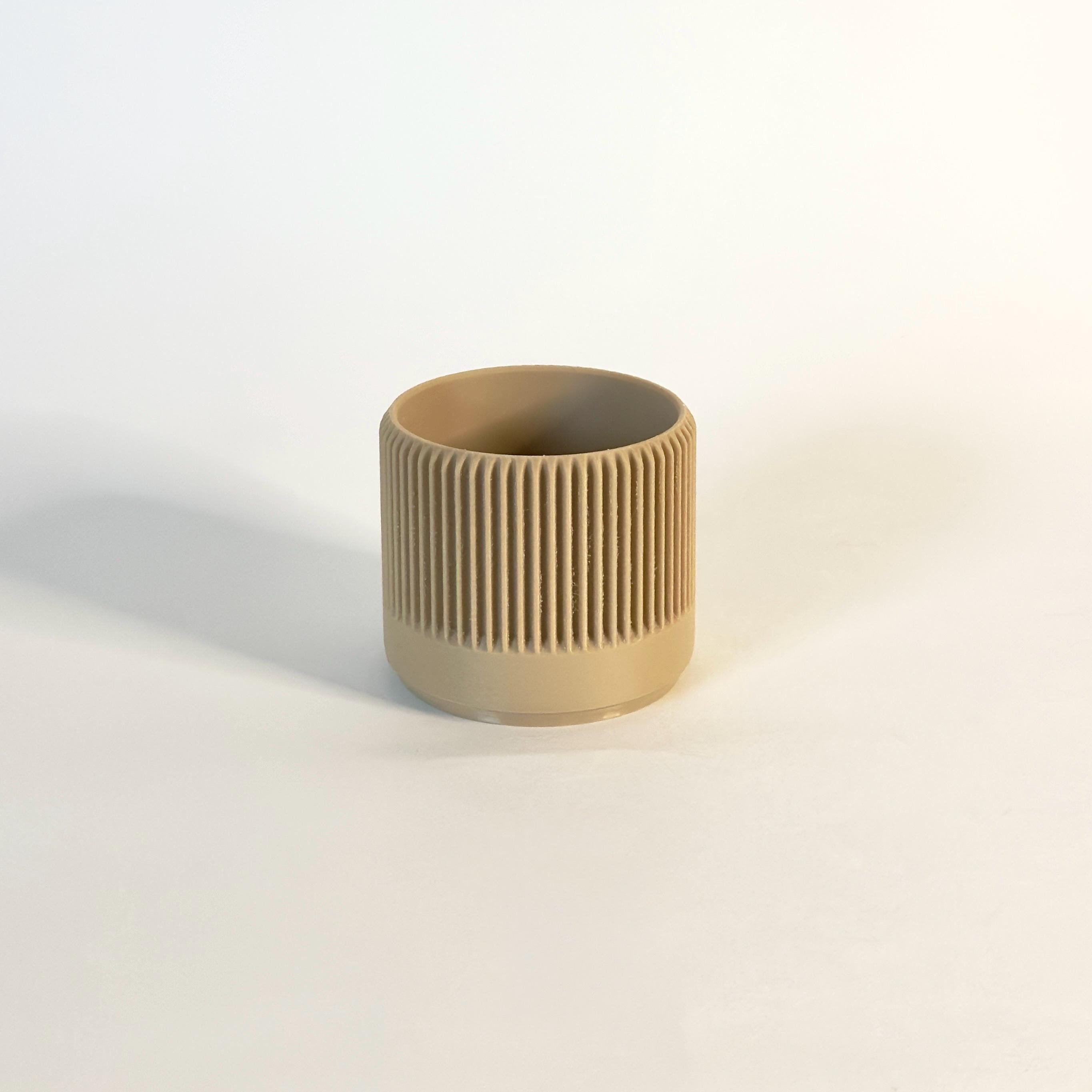Modern 3D Printed Ribbed Plant Pot, Minimalist Planter, Indoor Use, Eco ...