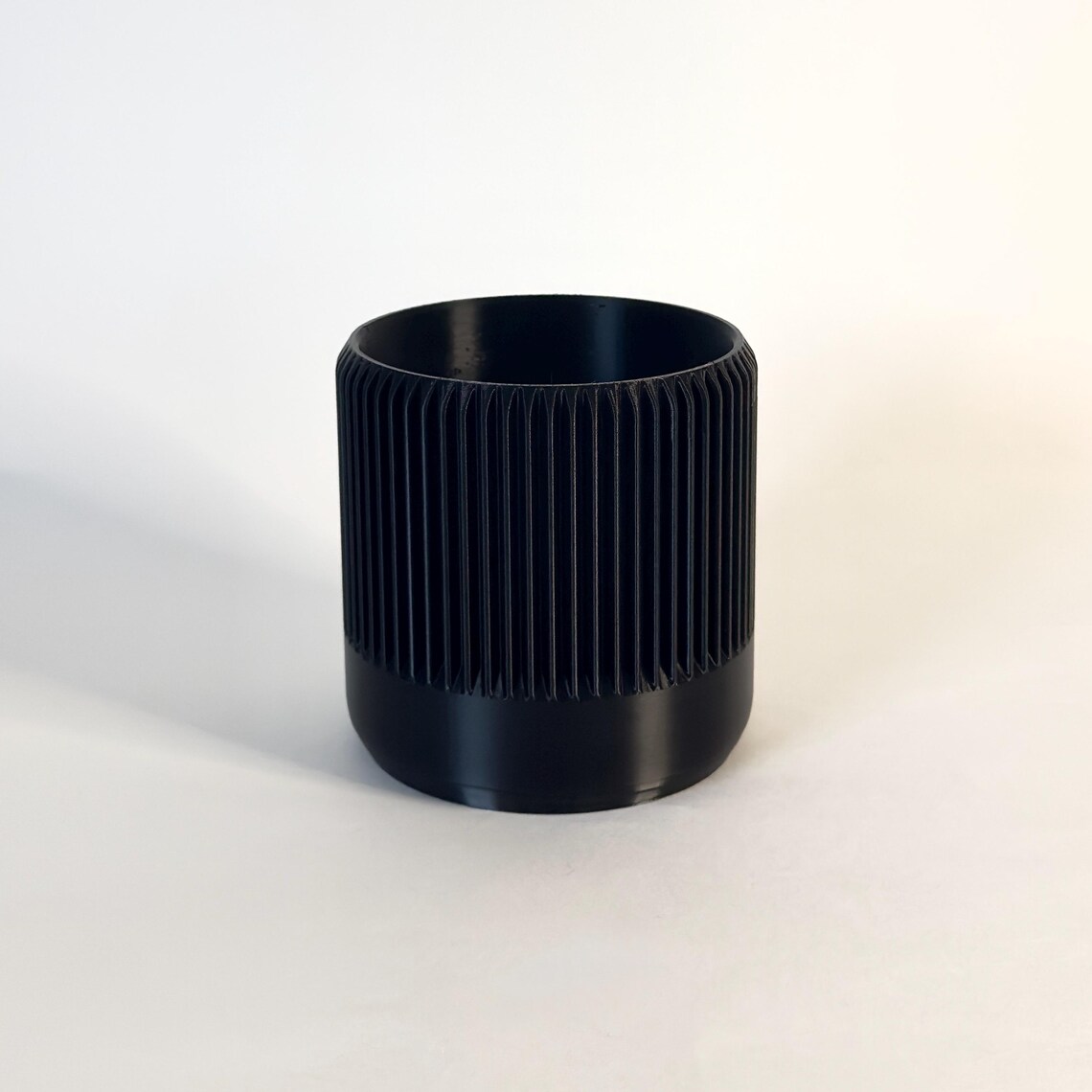 Modern 3D Printed Ribbed Plant Pot, Minimalist Planter, Indoor Use, Eco ...