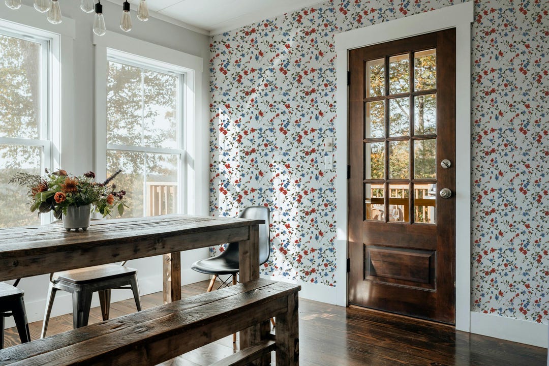 Patriotic Red Blue Floral Wallpaper, Dainty Vintage Vine Flowers, Peel ...