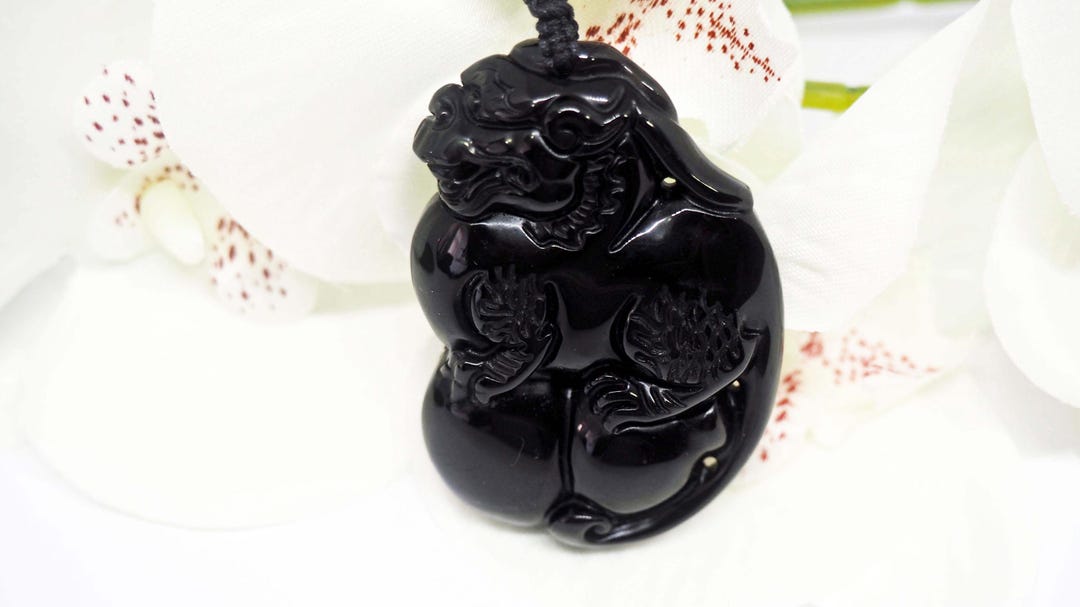 Obsidian CHINESE UNICORN/QILIN Pendant 黑曜石祥瑞麒麟护岁吊坠 Amulet Necklace - Etsy