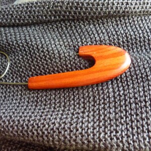 Wooden Shwal Safety Pin.scarf Safety Pin.shawl Stick.weater Clasp ...