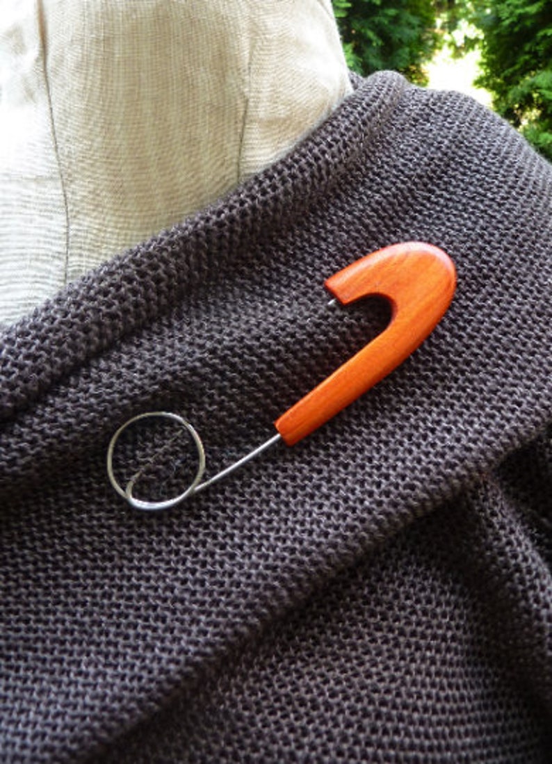 Wooden Shwal Safety Pin.scarf Safety Pin.shawl Stick.weater Clasp ...
