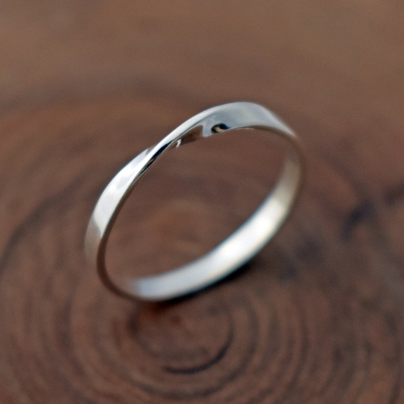 Silver Mobius Ring Women - Etsy UK